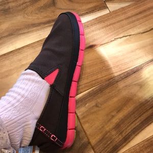 CROCS | Shoes | Crocs Stretch Sole Loader Bnwt Relaxed Fit | Poshmark